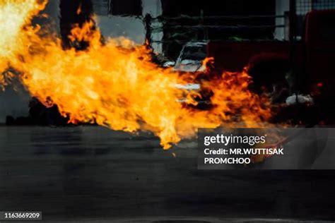 Propane Tank Fire Photos And Premium High Res Pictures Getty Images