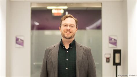 Sosis Kyle Fox Is 40 Under 40 Washington Business Journal