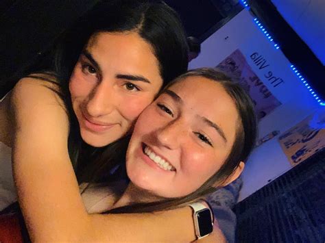 Lily Mattern Lilymattern • Instagram Photos And Videos