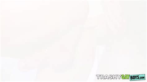 Tattooed Isaac X Bareback Rides Mason Lear Who Creampies Him