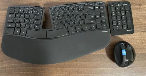Microsoft Sculpt Ergonomic Keyboard and Mouse | eBoltEurope.com