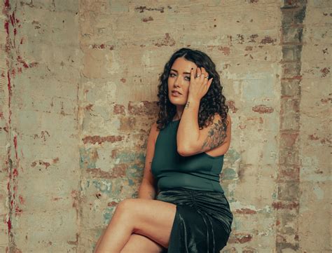 Mikyla Cara Gets Groovy With ‘if You Dont Mind Purple Melon