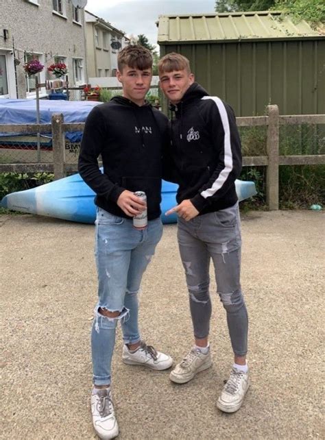 Pin Op Jeans In Homo Jongens Mooie Jongens Jongens