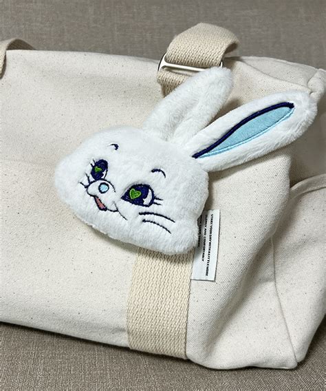 [1 1최저가]뉴진스 플러피 키링 토끼 열쇠고리 에이블리