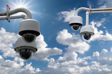 Premium Photo Closeup Cctv Camera Outdoors On Blue Sky Background