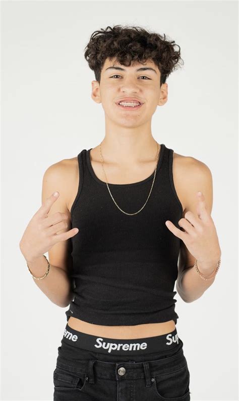 Pin By Frida Tapia On Marc Gomez ️ Fashion Outfits Womens Top Cute