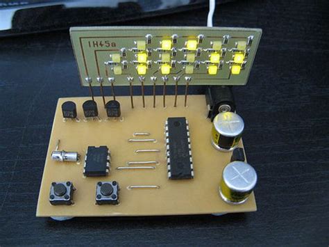 LED Binary Clock Using PIC F A Microcontroller