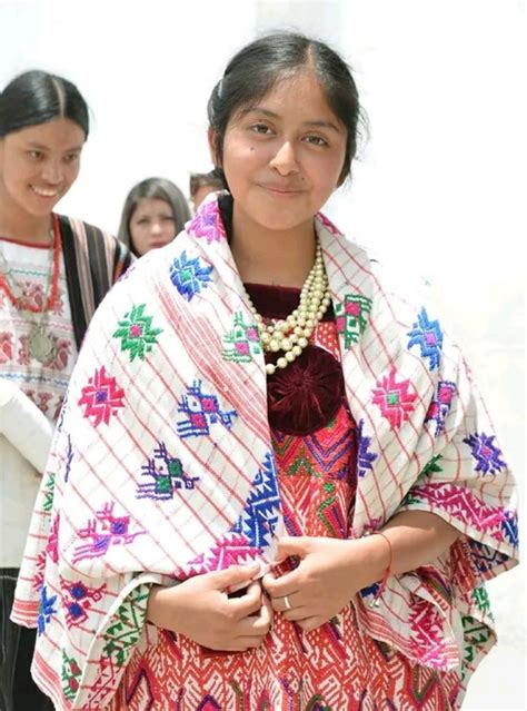 Traje Ceremonial De Santa Maria De Jesús Sacatepequez Trajes Tipicos