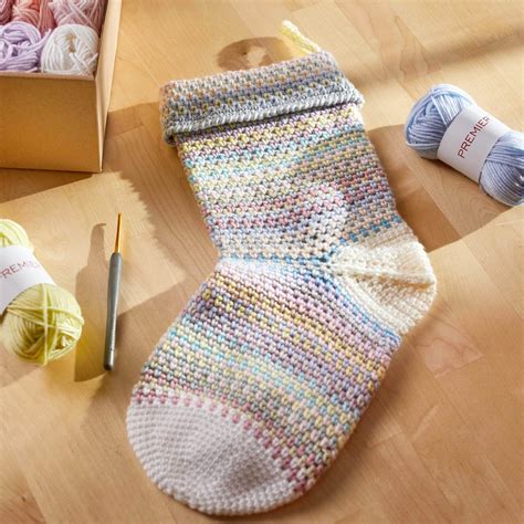 Art Deco Stocking Premier Yarns