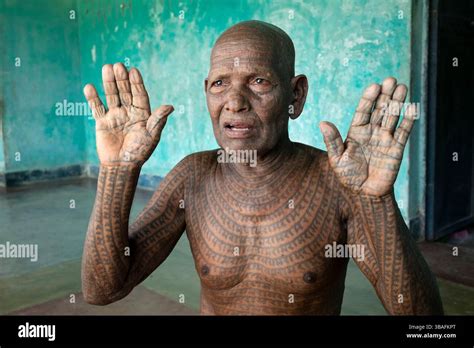 His Entire Body Tattooed With Sanskrit God Ram Ramnami Samaj Sects