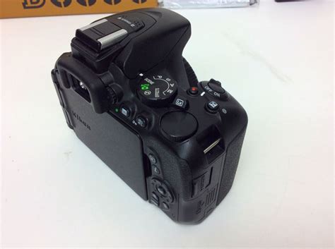 Nikon D5500 ボディ ブラック デジタル一眼レフカメラ ショット数6384 Bc01 013jy F4 ニコン ｜売買されたオークション情報、yahooの商品情報をアーカイブ公開