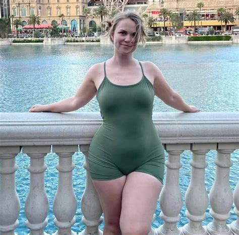 Melanie Rose