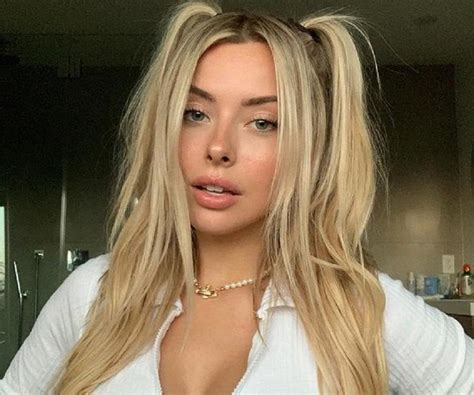 Corinna Kopf Bio Facts Family Life Of Instagram Model Vlogger
