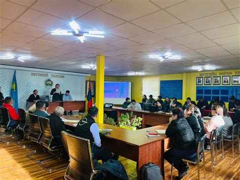 БУГАТ СУМАНД СОНСОХ АЖИЛЛАГАА ЗОХИОН БАЙГУУЛЛАА