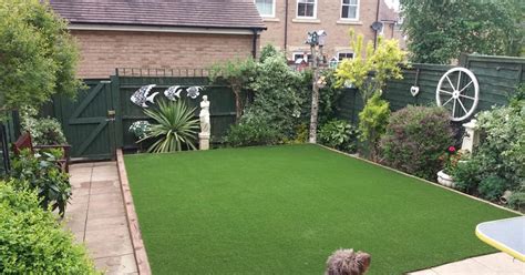 Perfect Artificial Lawns How To Install An Artificial Grass Lawn