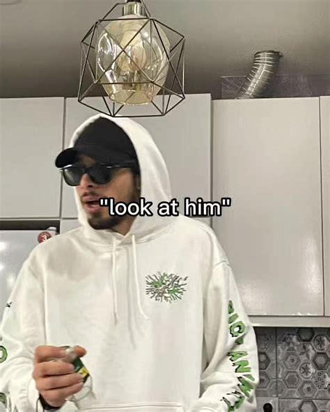 აფვოუთი მიეცი თორე გეი ხარ R Tmgsubmissions