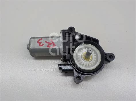 Моторчик стеклоподъемника для Nissan Qashqai (J11) 2014-2022 в Москве