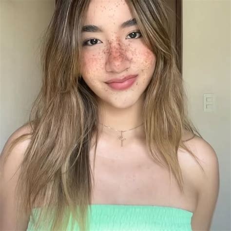 Emi Emiterrazasss • Threads Say More