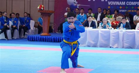 ប្រភេទកីឡា វ៉ូវីណាម៖ កីឡាករម្ចាស់ផ្ទះកម្ពុជា លី បូរ៉ាមី ឈ្នះមេដាយមាស លើវិញ្ញាសាសម្តែងមេគុណ