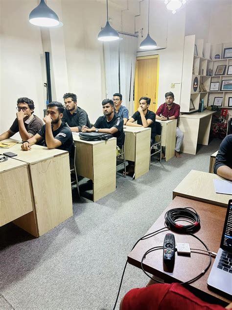 🔴 চলছে অফলাইন ব্যাচ এর ক্লাস। ফ্রিল্যান্সিং উইথ ওয়েব ডিজাইন কোর্স ২৫