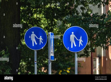 C 16 Pedestrian Road Sign Marking Of A Pedestrian Path In The City