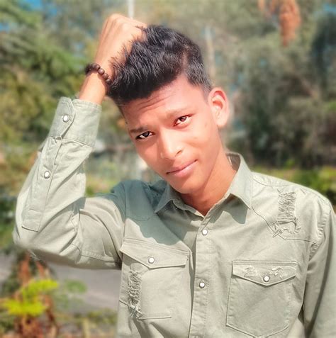 Hindi Production Manager Pradeep Mohod Biography News Photos Videos Nettv4u