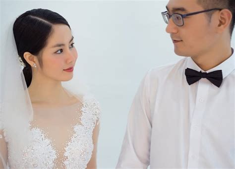 V H Ng Ng C Hu Tin T C V H Ng Ng C Hu M I Nh T Vi T Gi I Tr