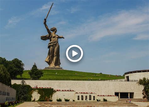 ویدیویی از مجسمه سرزمین مادری روسیه ☀️ کارناوال