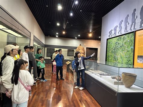 의령군가족센터 다문화가족교류·소통공간 다가온 플리마켓 진행