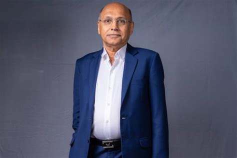 வறுமையை உடைத்து ரூ79700 கோடி நிறுவனத்துக்கு அதிபதியான இந்தர்