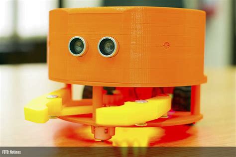 Poblanos Diseñan Robot Que Enseña Lenguaje De Programación