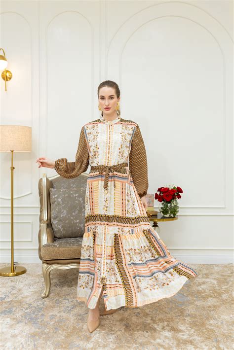 Pretty Dress In Touch Of Nude - DEAR DSAKS