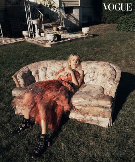 Margot Robbie Photoshoot For Vogue Australia 2017 • Celebmafia