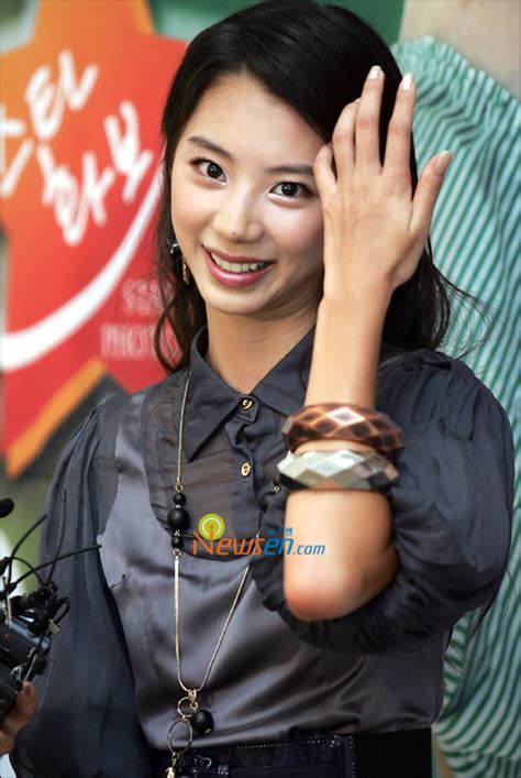 [포토엔]슈가 박수진 오랜만의 플래시 세례 부담스러워