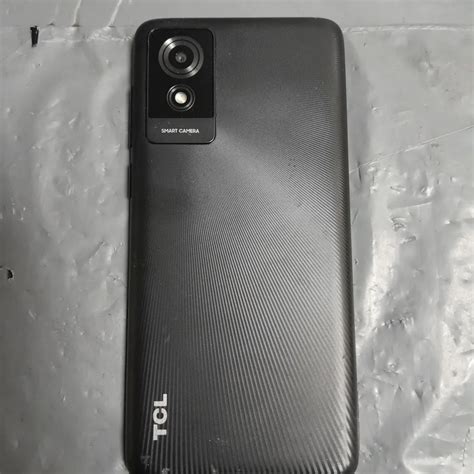 Lot 1905 Tcl 501 Mobile Phone In Black 5231599 Simon Charles