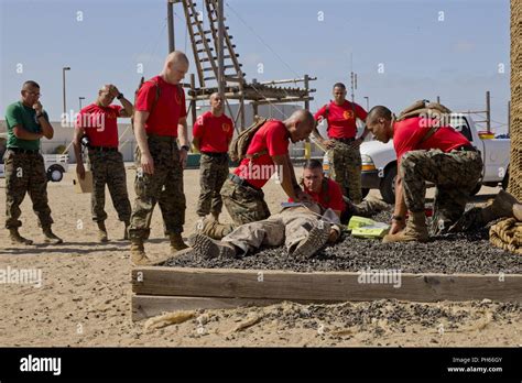Drill Instructors With 1st Recruit Training Battalion Assess A
