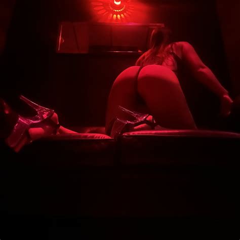 Libertine32 Cam Model Free Live Sex Show And Chat Stripchat