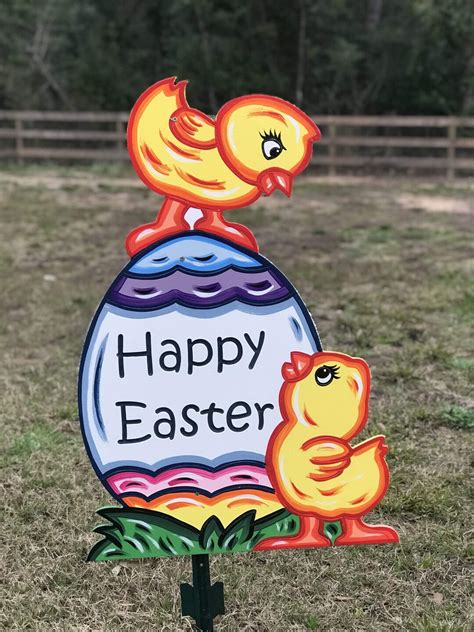 Easter Yard Art Easter Yard Art Easter Chicks With Colorful Egg