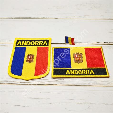 오바로크패치 안도라 국기 자수 패치 배지 방패 및 사각형 모양 핀 천 완장 배낭 장식 한 세트 티몬
