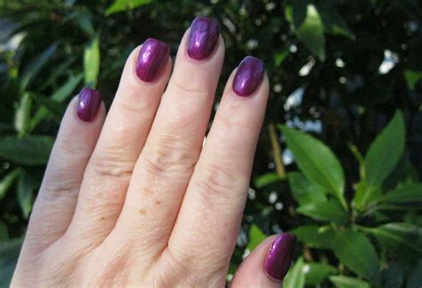Lacquer Slacker Liz Sinful Colors Fig