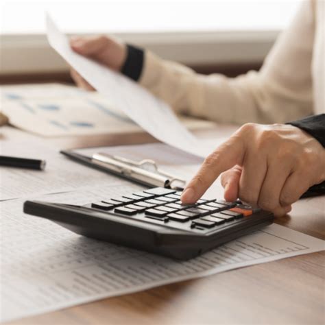 Труд и осигуряване