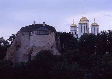 Вулиця Князів Острозьких замість московської чим відомі ці видатні діячі Вечірній Київ