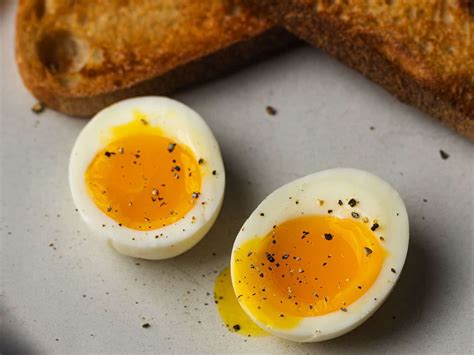 Rebus Telur Berapa Minit - Separuh Masak & Sempurna