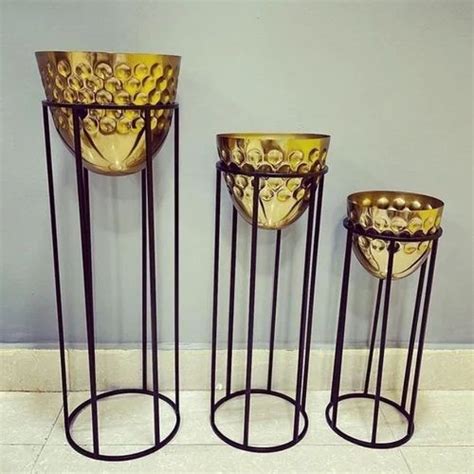 Round Head Brass Golden Planter Set For Decoration At ₹ 3000piece In