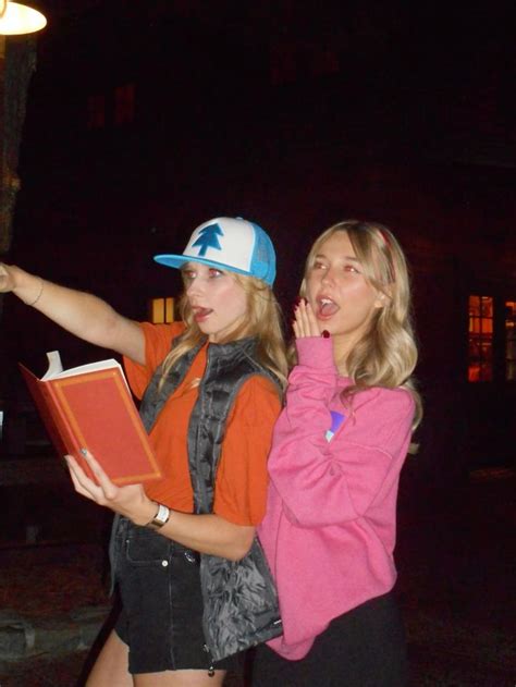Dipper And Mabel Gravity Falls Halloween Costume In 2024 Duo