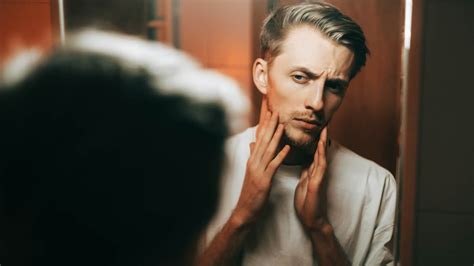 9 Specific Signs Of A Lonely Man According To Research Yourtango