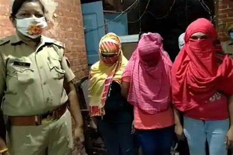 جسم فروشی کے بڑے دھندہ کا پردہ فاش ، اس حالت میں پکڑی گئی نو لڑکیاں