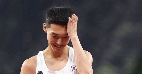 스마일 점퍼 우상혁 세계실내육상 2연속 우승 좌절… 2m28 동메달