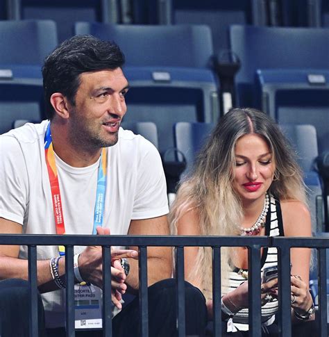 იდეალური წყვილი ზაზა ფაჩულია და თიკა ალავიძე კალათბურთის მატჩზე Marao