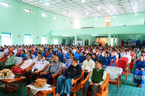 မွန်ပြည်နယ်ဝန်ကြီးချုပ် ဦးအောင်ကြည်သိန်း တိုင်းရင်းသားဘာသာစာပေသင် ဆရာ